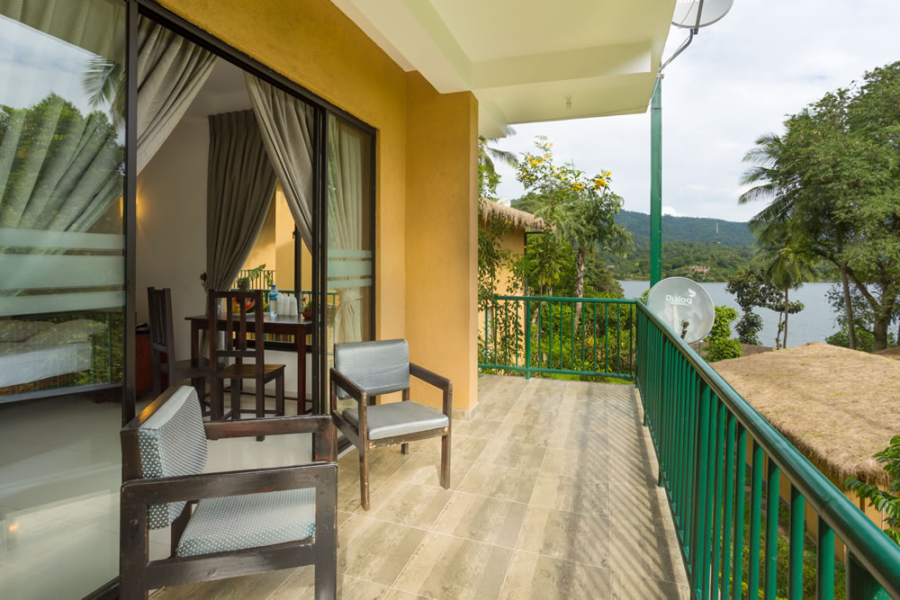 Gallery – Oruthota Chalets